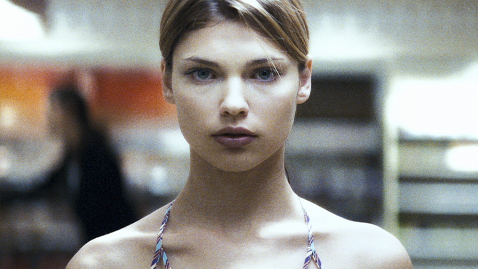CASHBACK - Movie Trailer - Sonia tout court